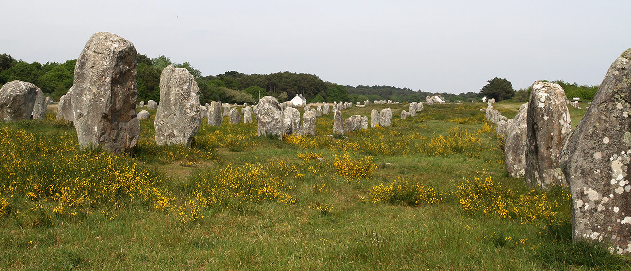 Les mégalithes dans la région de Carnac - Hominides