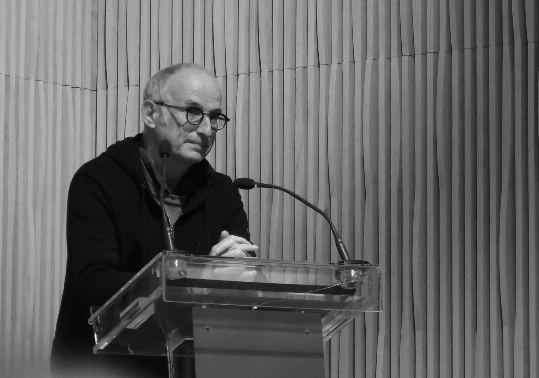 Les mains dans la Préhistoire - Hominides